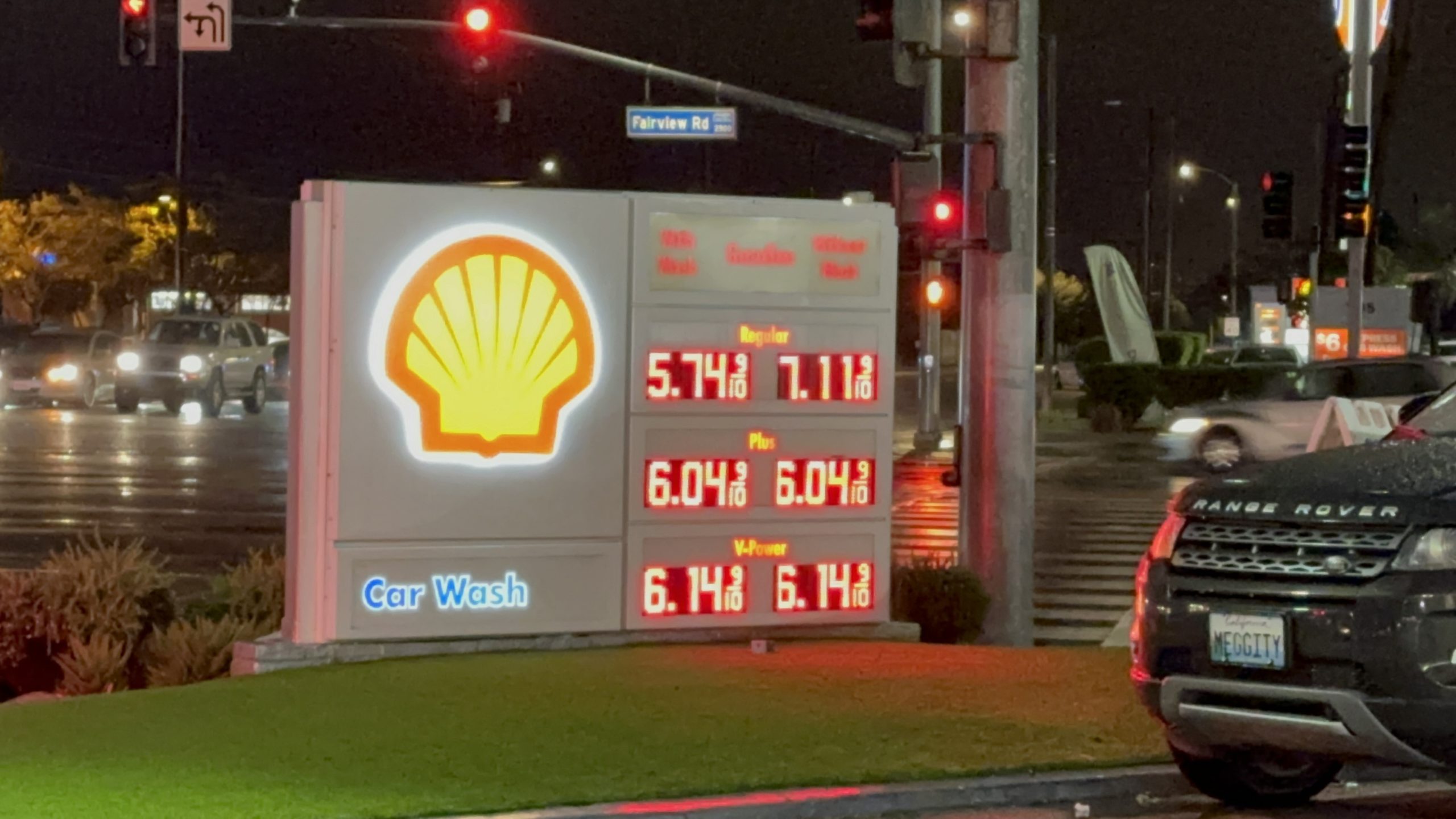 Shell Gas Station really wants customer to try their Car Wash – 37 ...